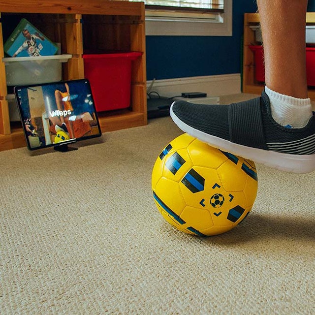 Dribbleup | Smart Soccer Ball